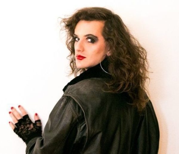 Atores e atrizes trans para assistir e enaltecer - Casa 1